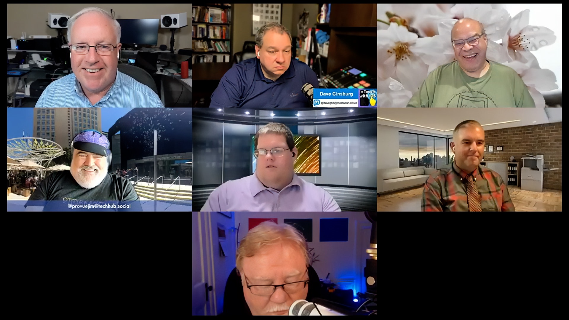MacVoices #23126: MacVoices Live! - More on CarPlay and GM; The Pope ...